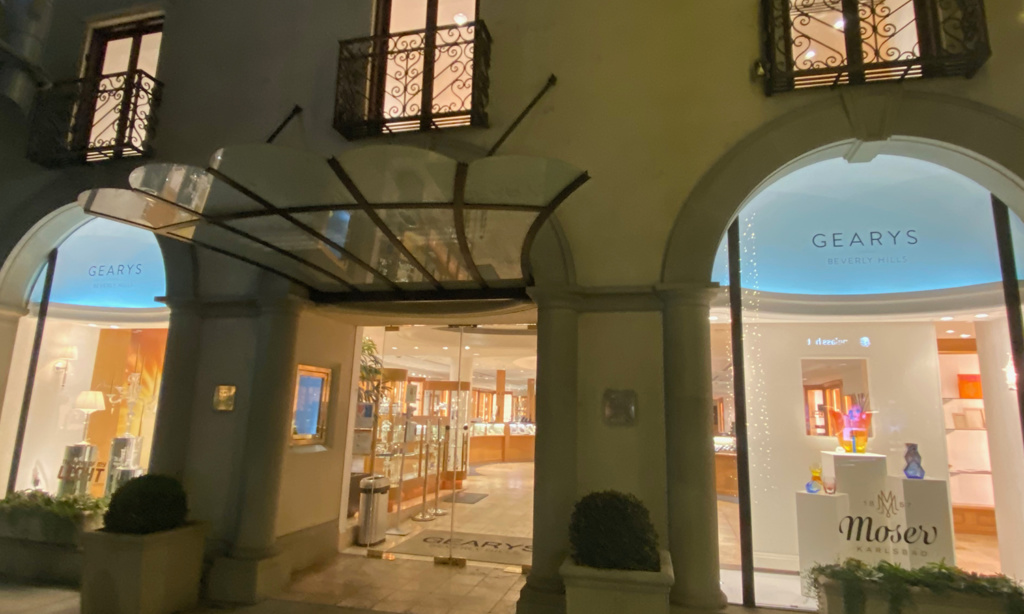 Gearys Beverly Hills Flagship Store