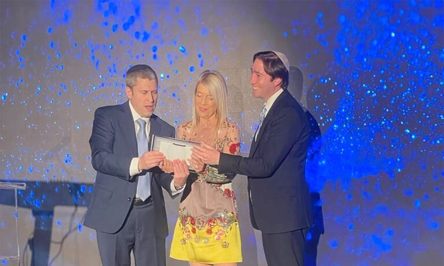 Beverly Hills Courier - Bosse Honored by Beth Jacob Congregation ...